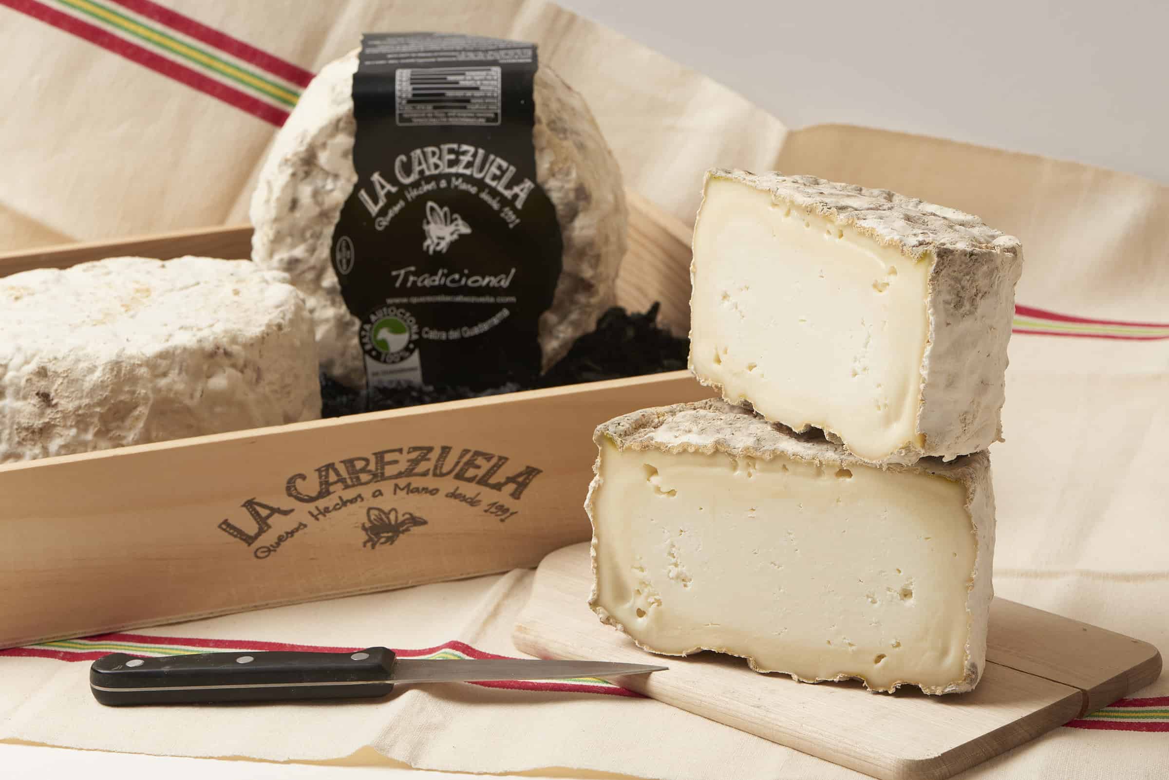 IMPORTED CHEESE CATALOGUE - Anciens Et Réunions